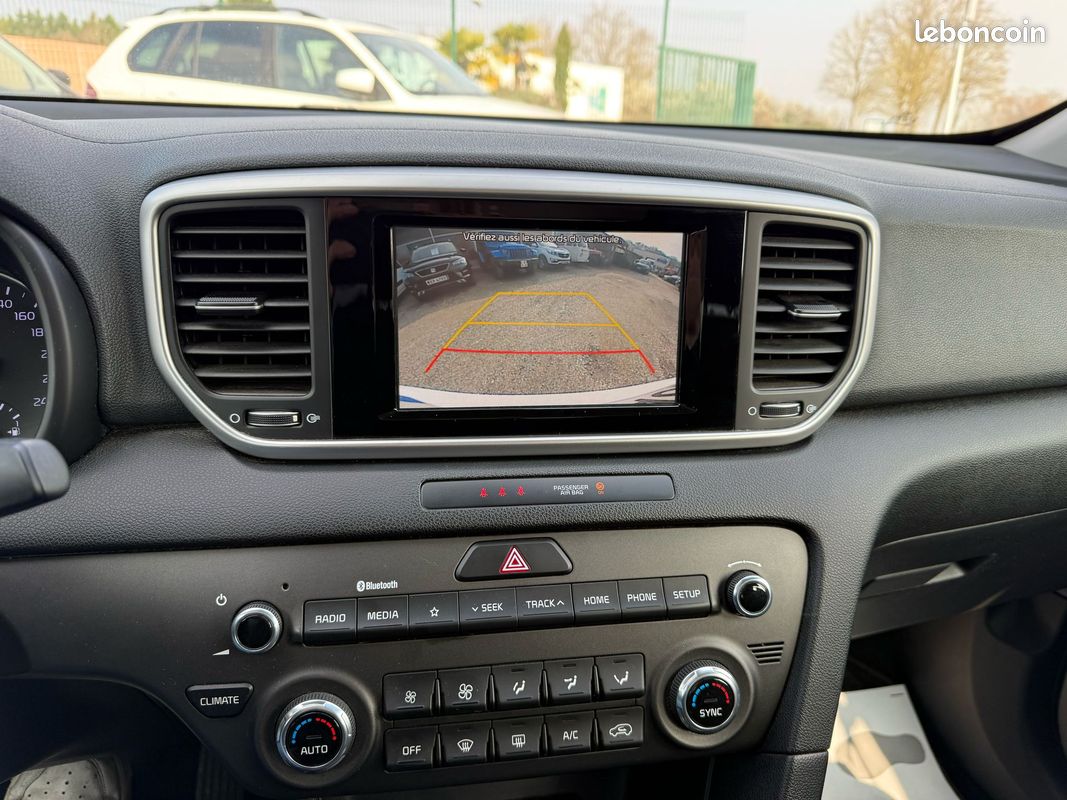 Kia Sportage 1,6 GDI 132 ISG BV6 - Voitures