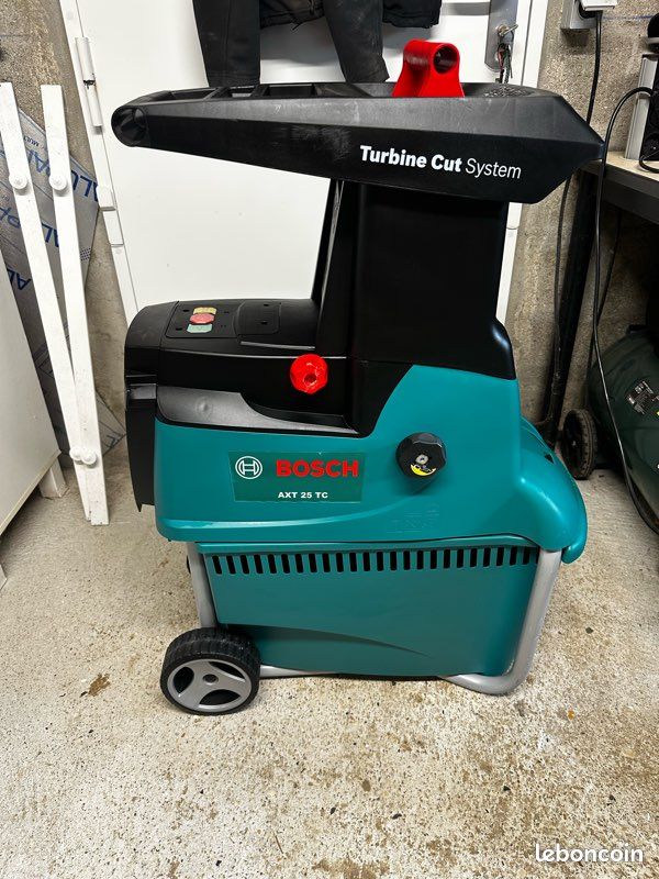 Broyeur bosch axt 25 tc - Jardin & Plantes