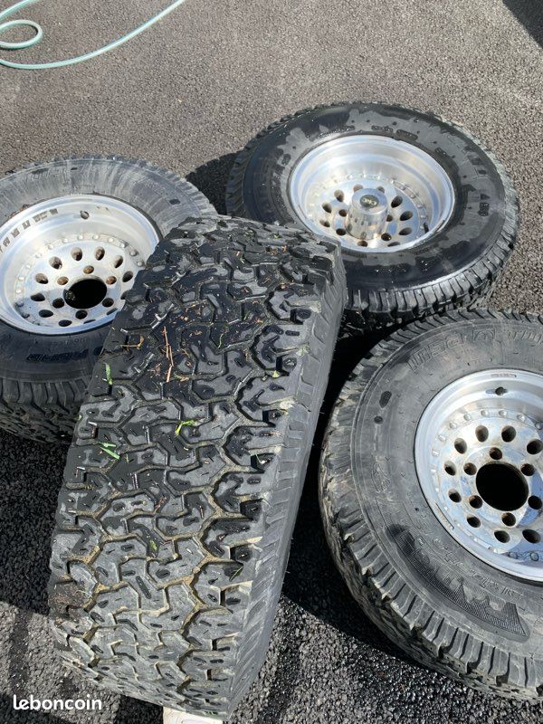 Roue 4x4 30/10.5/15 - Équipement auto