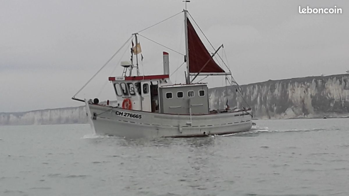 Chalutier / trawler/bateau de pêche - Nautisme