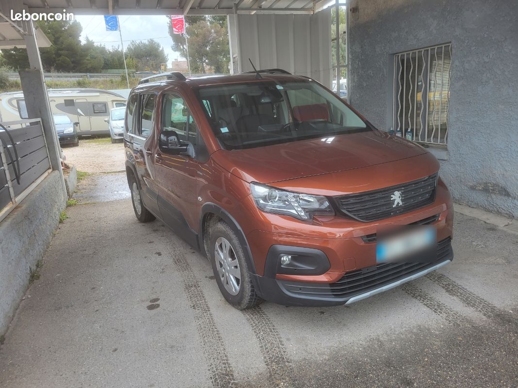 Peugeot rifter blue HDI 100 GT LINE - Voitures